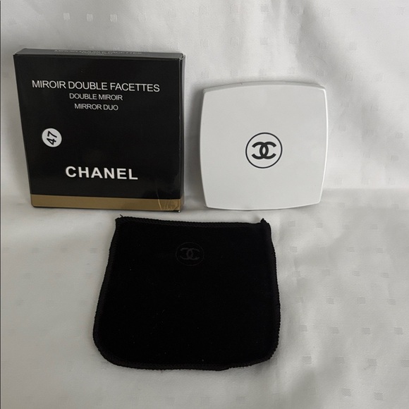 CHANEL | Makeup | Chanel Beauty Miroir Double Facettes Mirrror Duo ...